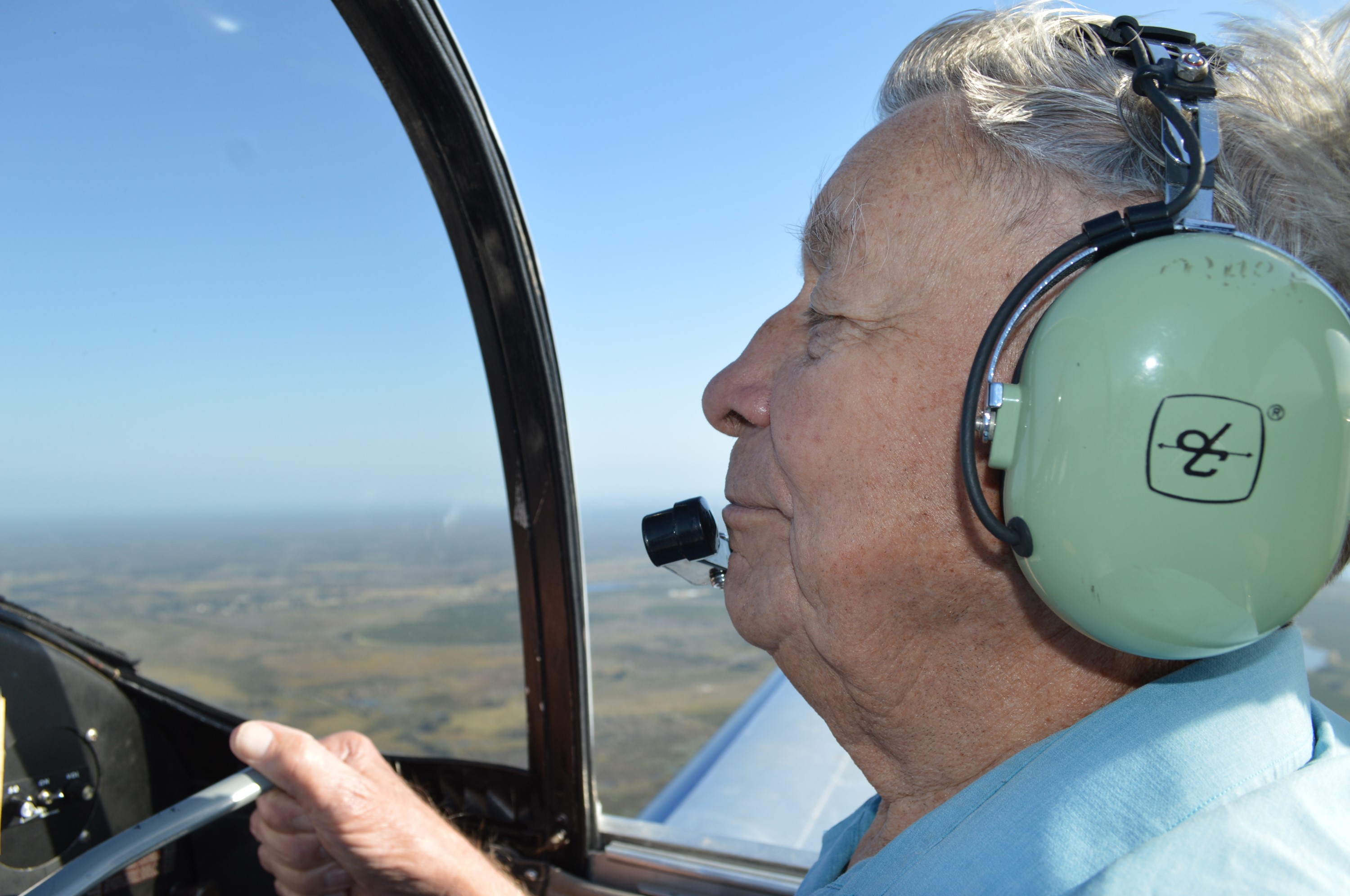 Former RAF fighter pilot realizes dream of piloting an Ercoupe ...